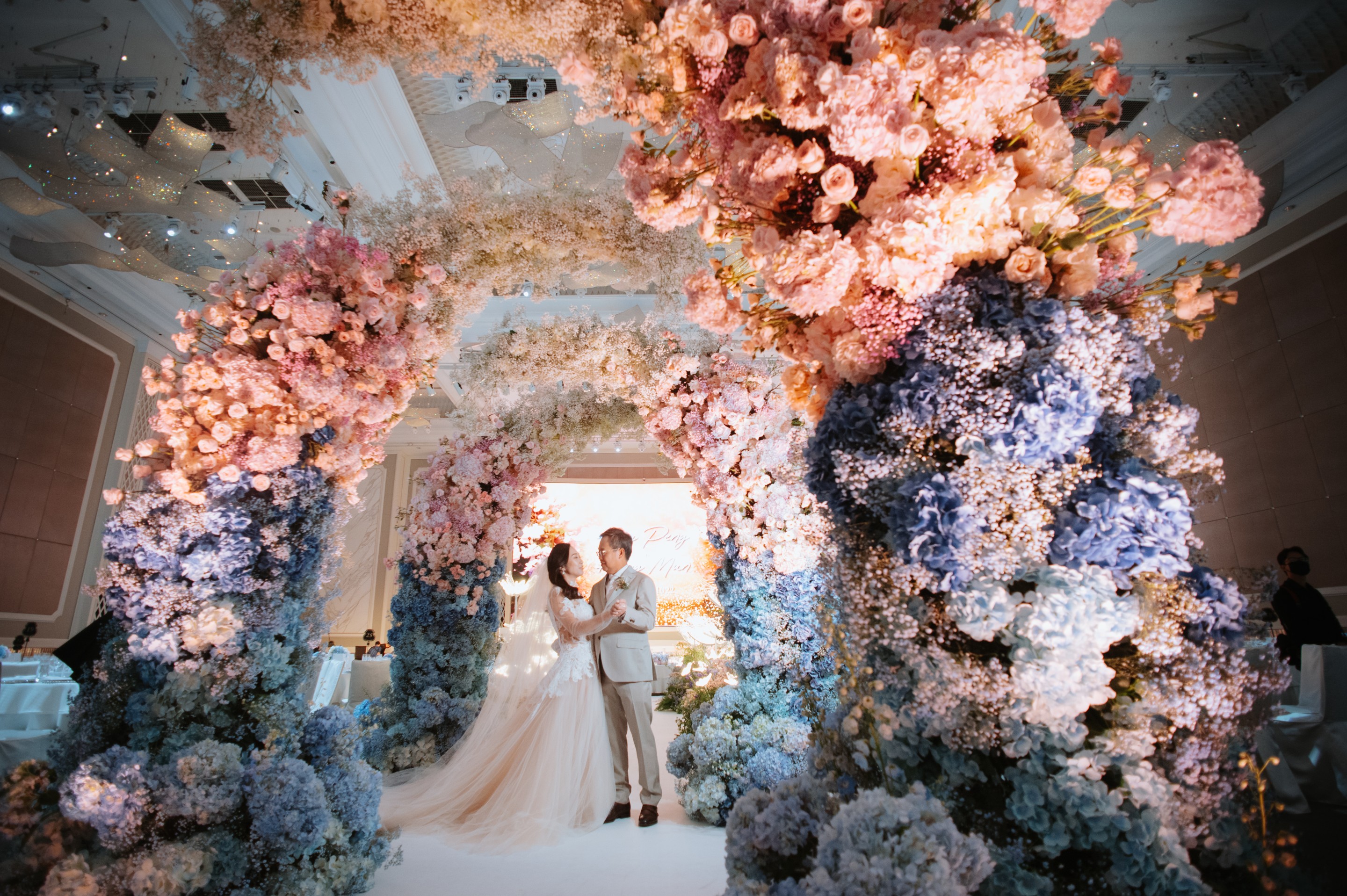 Hong Peng & Hoong Mun - St Regis